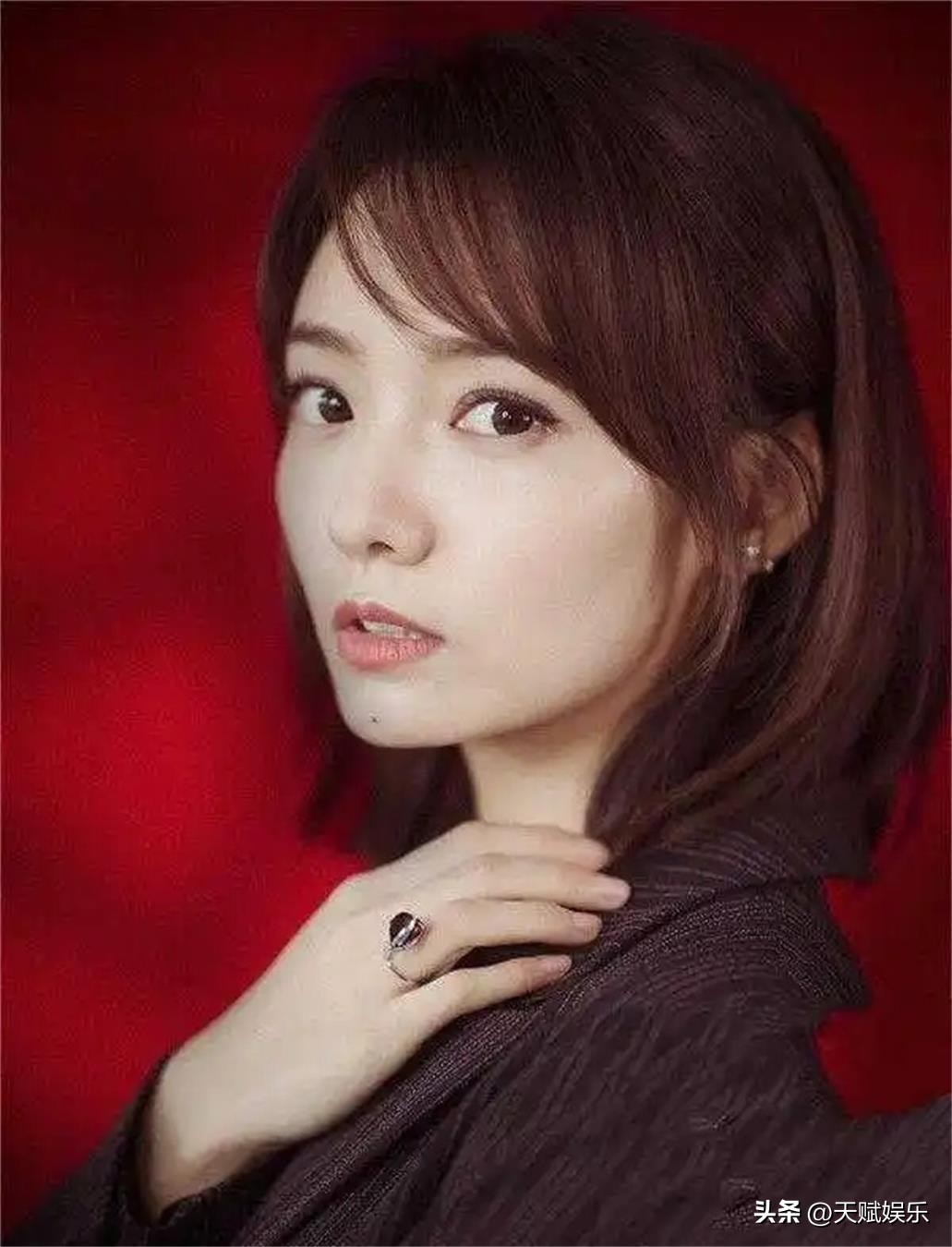 Look at the photo of Lin Yuan, the film and television actress in the ...