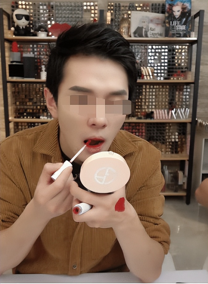 Lost millions of followers, apologized and offered goods at the same ...