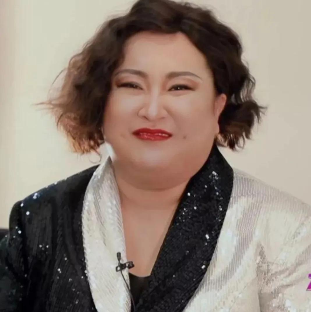 Jia Ling is so fat!The weight is over 200 catties, and the face is so ...