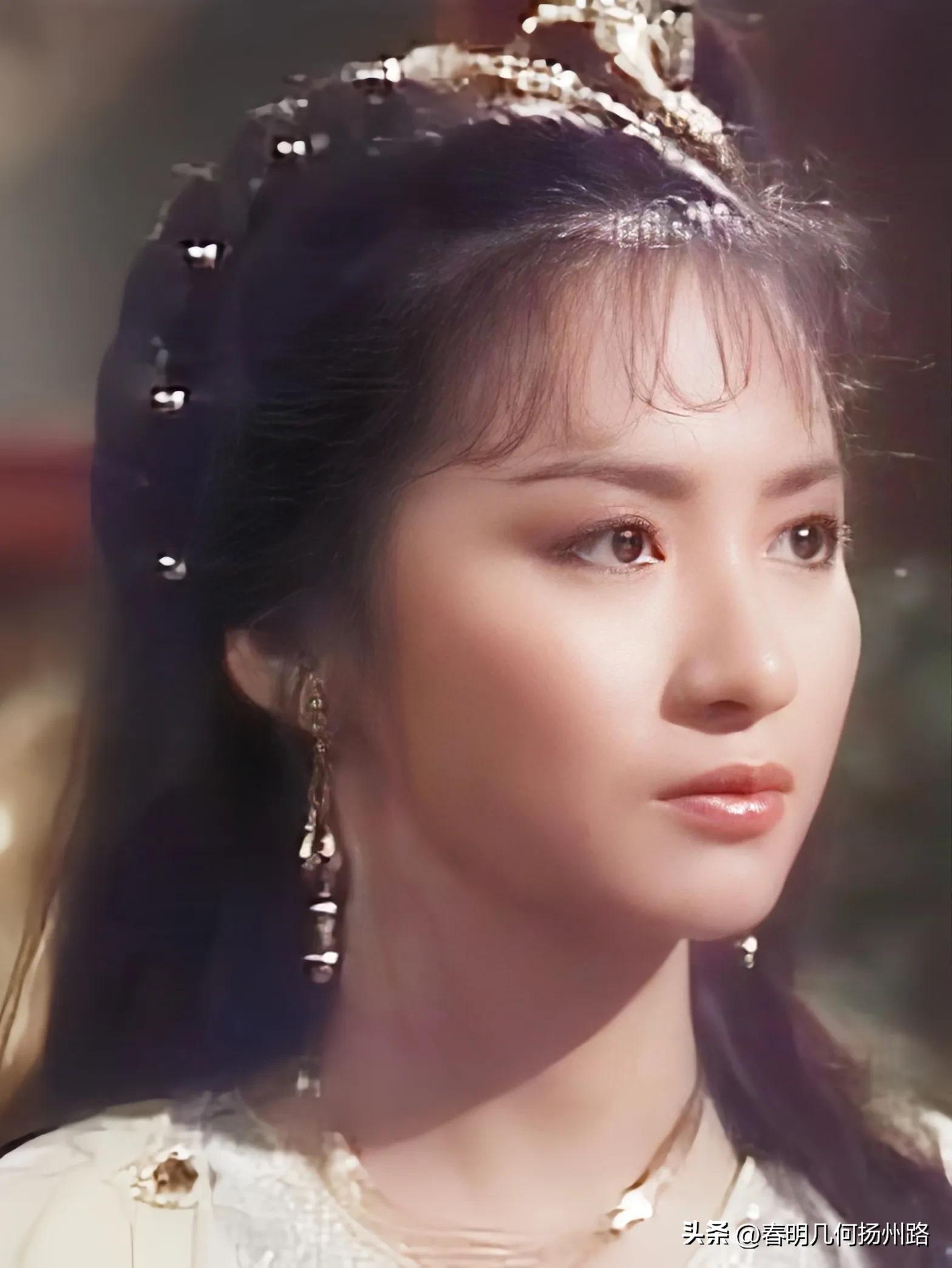 This version of Su Ying is beautiful and smart, she is the goddess in ...