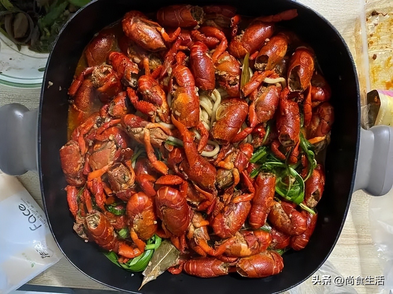 The practice of crayfish allows you to eat the delicious "street food ...
