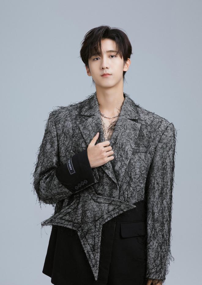 Zhao Rang: Born towards the sun, constantly recharging yourself - iNEWS