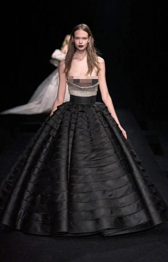 Cannes Actress Modeling Awards, crashing, overturning, causing ...