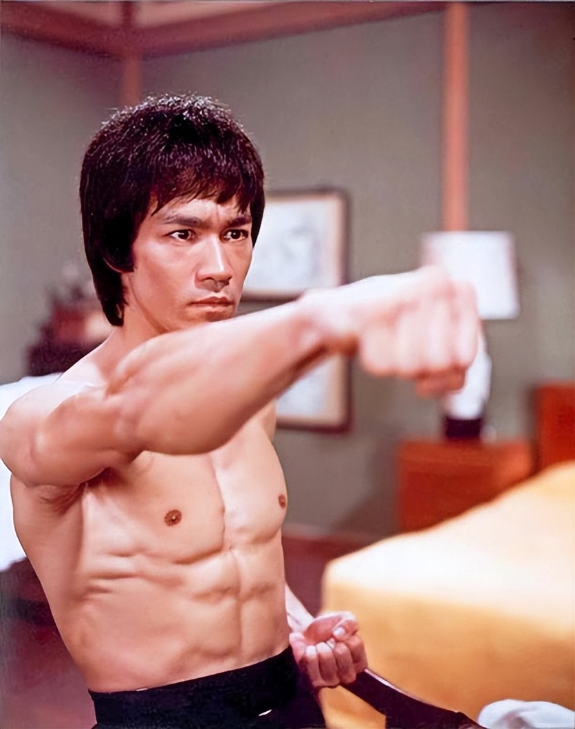 How powerful is Bruce Lee, the ruthless man who can't even beat the ...