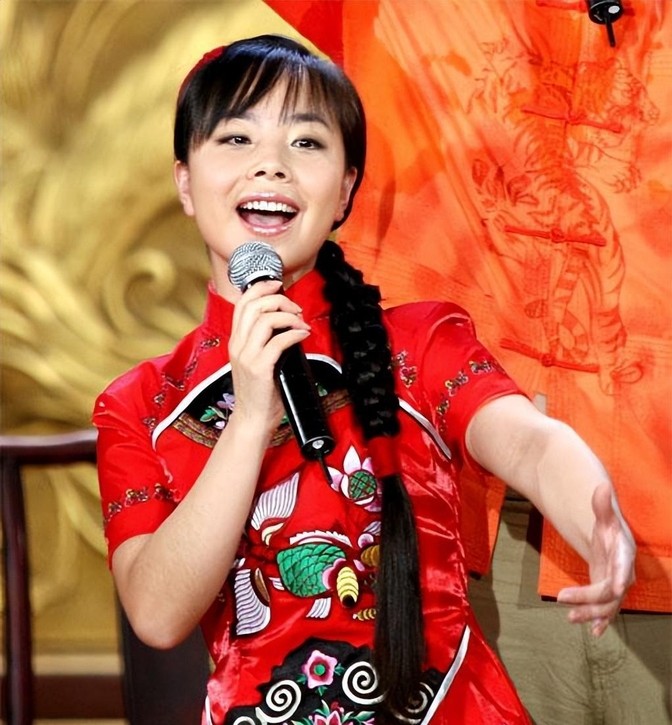 Grassroots singer's image collapses! Wang Erni's identity exposed, ten ...