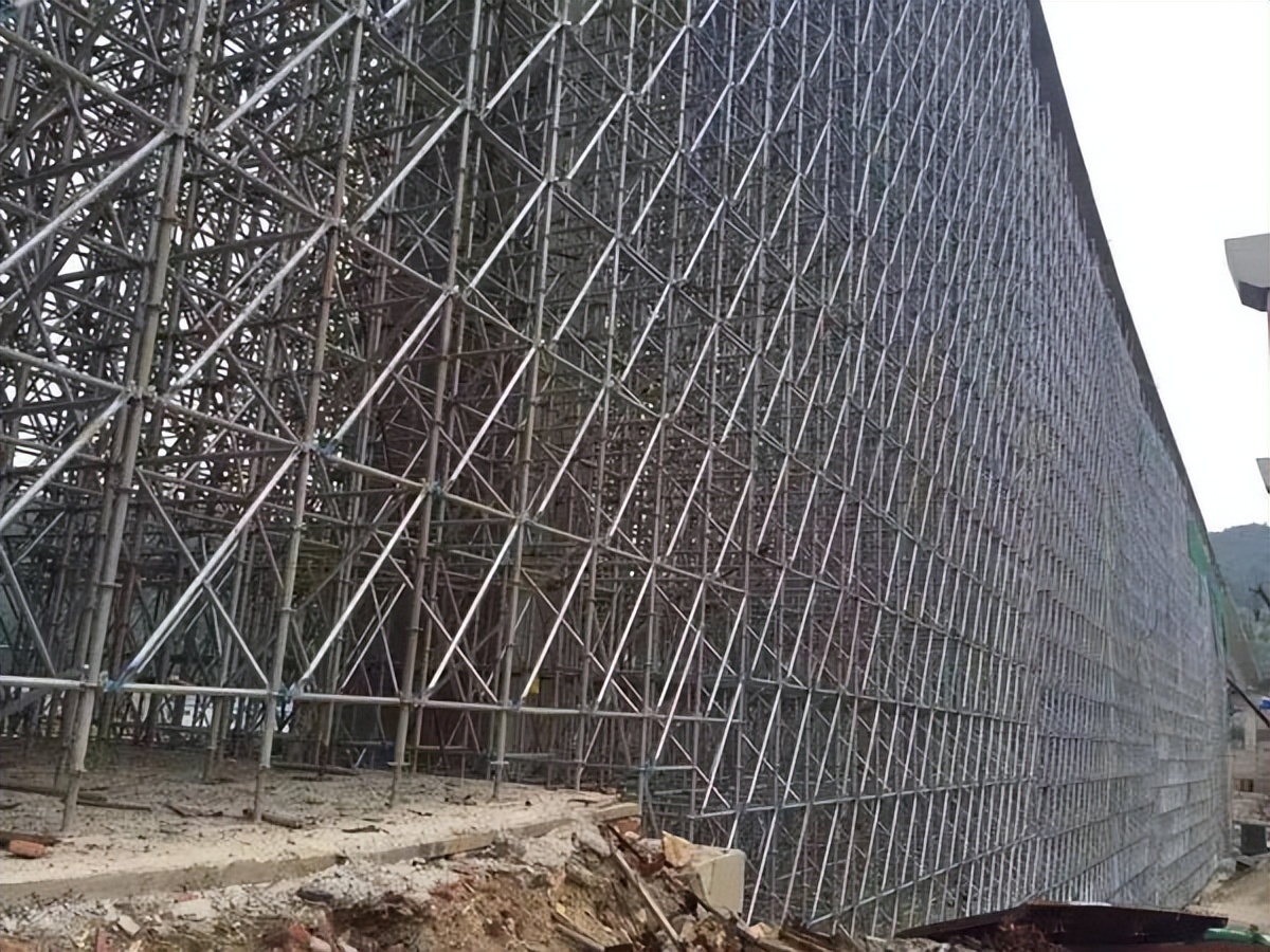 The safety of the buckle type scaffolding must be done well - iNEWS