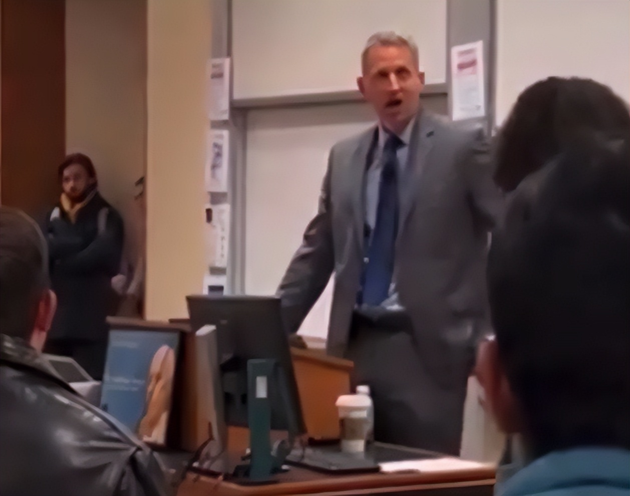 The scene is out of control! U.S. judge speaks at Stanford University ...