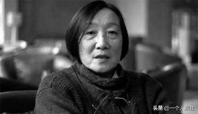 Wang Hongwen and his family - iNEWS