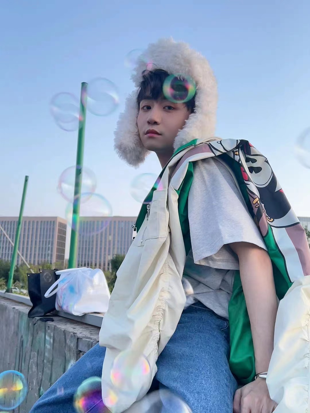 Remember Xiu Ren Lou Jiongze?Now a full-time Internet celebrity? - iNEWS