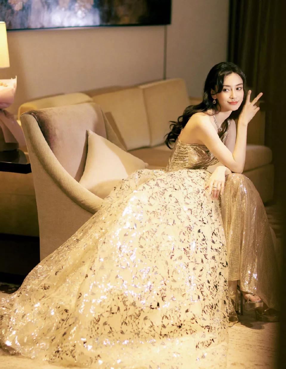 A year after Yang Ying and Huang Xiaoming divorced, how are the two now ...