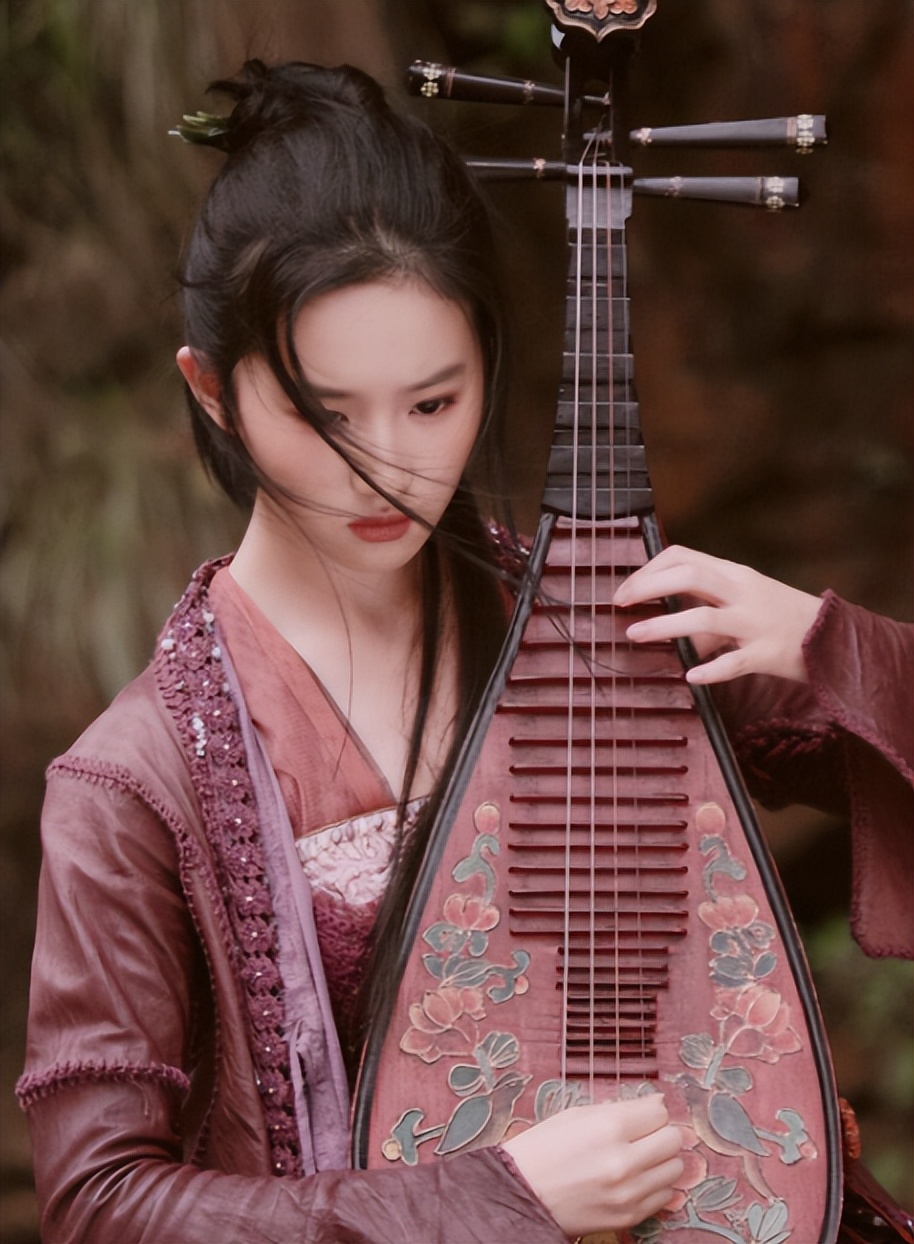 Can you recognize three of these photos of first-line actresses who ...