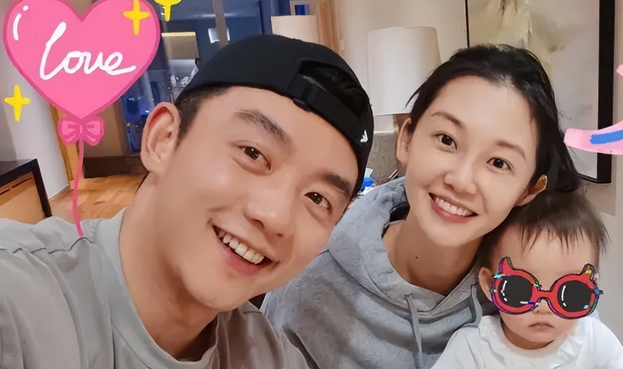 Zheng Kai brought his wife and daughter back to his hometown, the ...