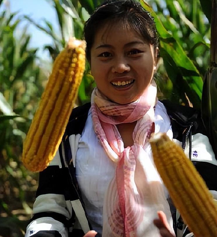 Cui Miao, who spent millions on the Avenue of Stars in order to gain ...