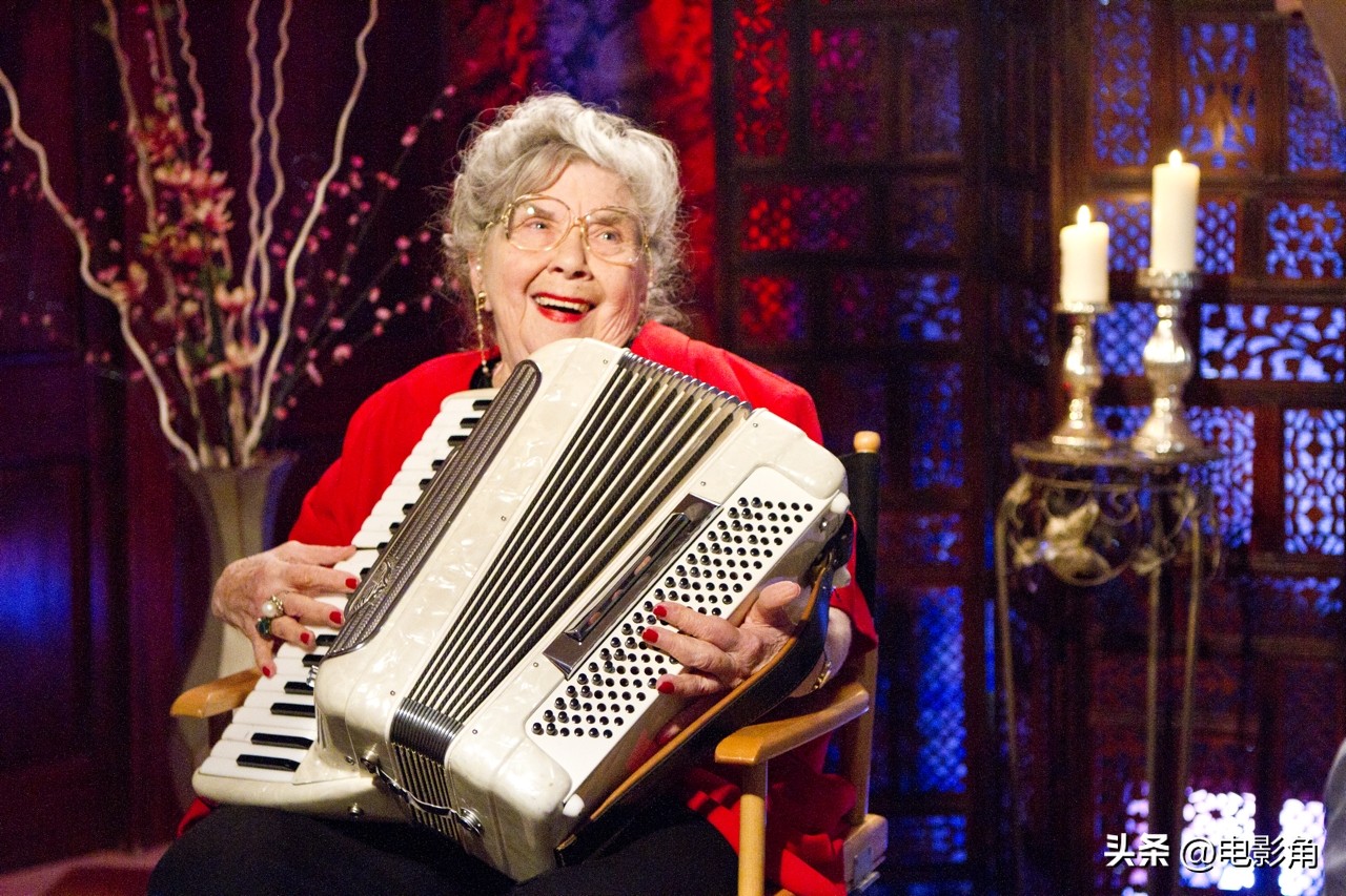 'Parks and Recreation' actor Helen Slayton-Hughes dies at 92 - iNEWS