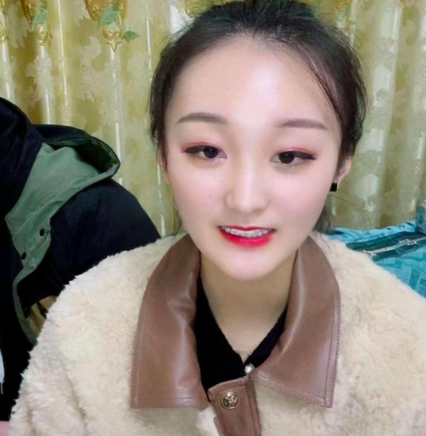 Chen Yanan is ready to go live and is about to broadcast a "smart trick ...