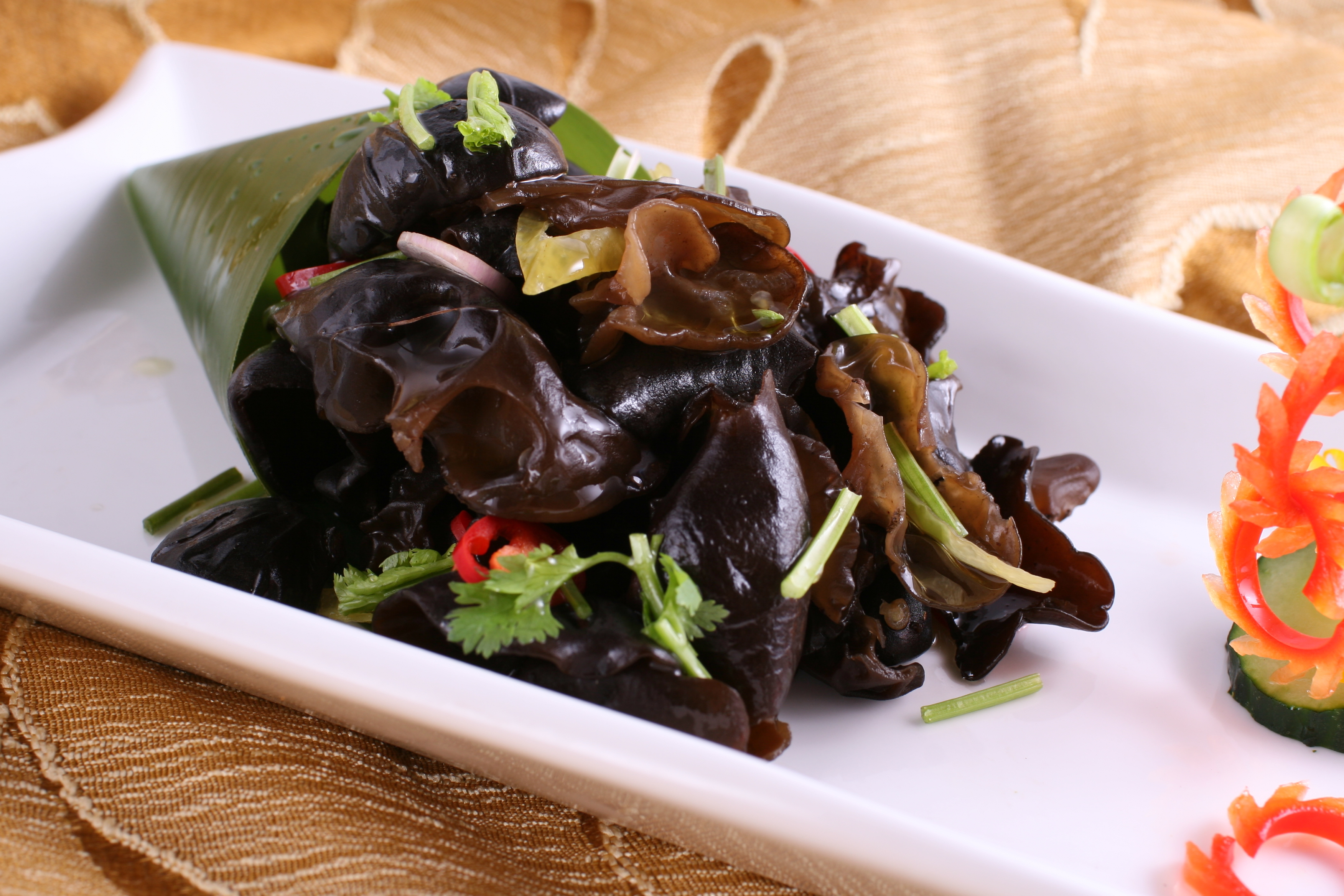 What species do you know about fungus? Indispensable delicacies that ...