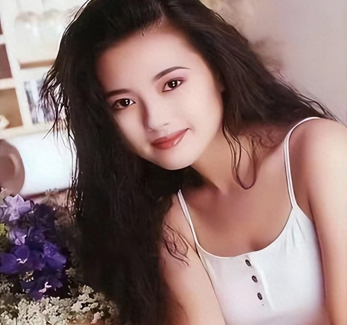 "Peach on Earth" Li Lizhen, who is more beautiful than Shu Qi, is now ...