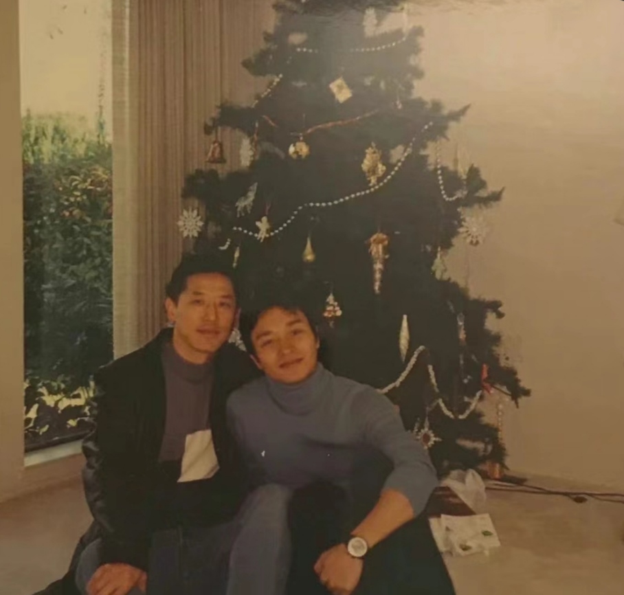 "I am what I am" - Leslie Cheung - iNEWS