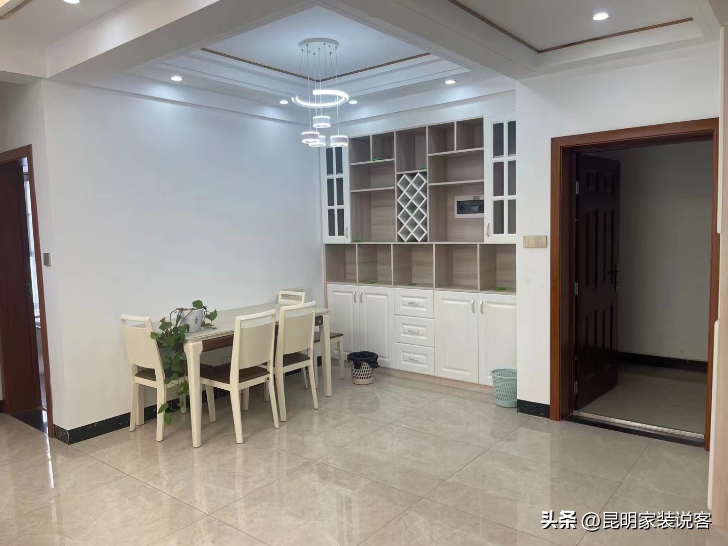 125 flat new Chinese style completed real scene, a language teacher's ...