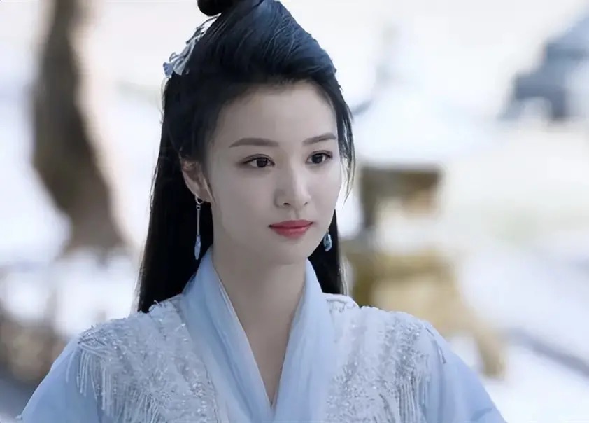 She is very ordinary in "Yu Guyao", but she is so beautiful in "Cloud ...