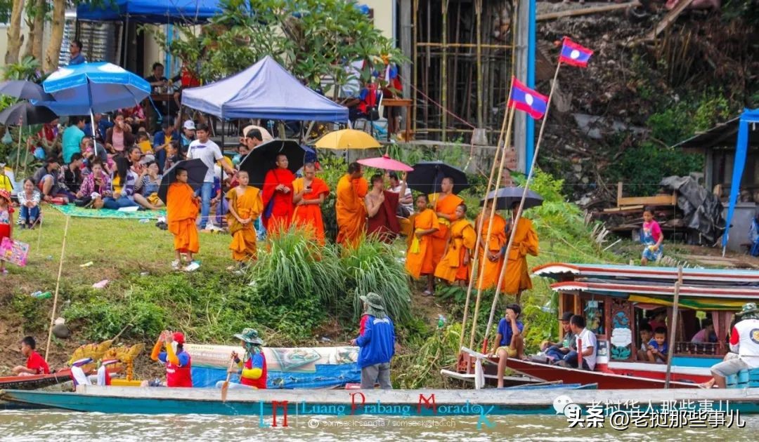 The Story Behind Laos Dragon Boat Festival - iMedia