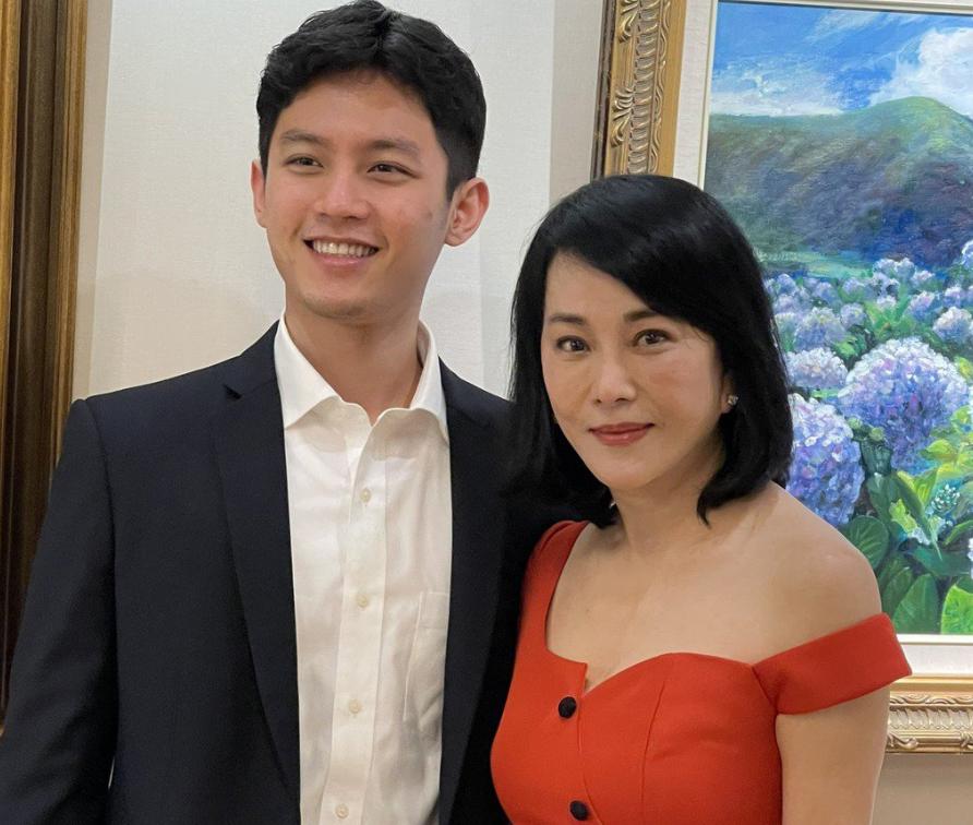 Qiu Yuting rarely showed up after the divorce, saying that he spent ...