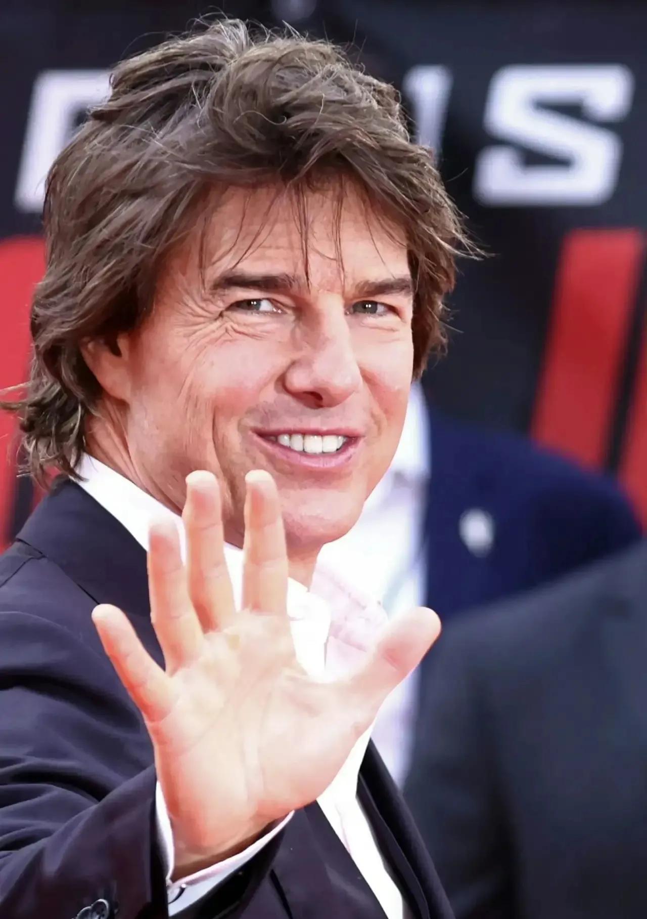 61-year-old Tom Cruise attended the world premiere of Mission ...