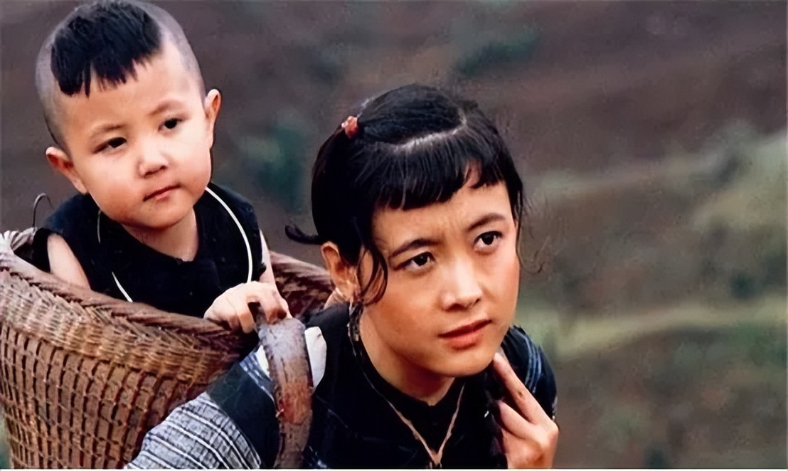 Shen Congwen's "Xiao Xiao": What saved the child bride who was almost killed by Shen Tan? - iNEWS