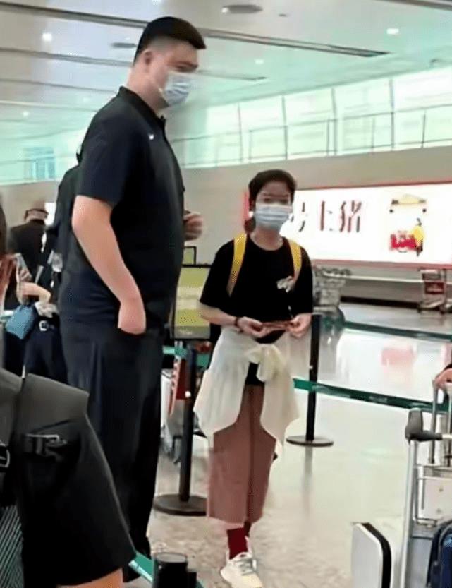It turns out that Yao Ming's family is on a trip, and his 13-year-old ...