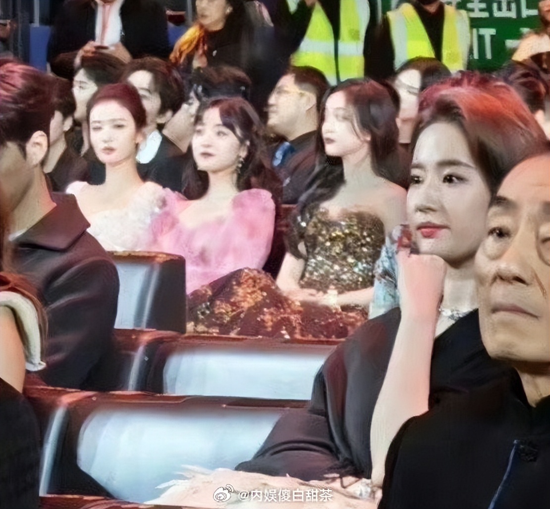 The photos of Liu Yifei and Wang Churan, who look exactly like the same ...