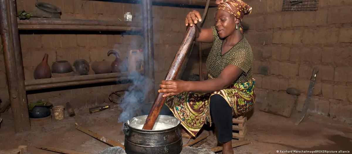 One in three people practice unhealthy cooking methods. - iNEWS