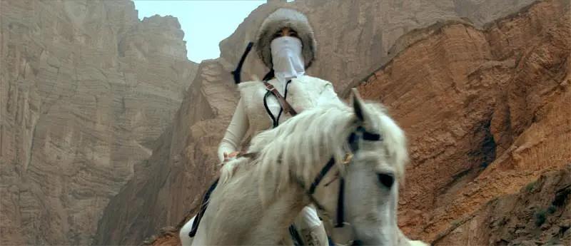 "Legend of the Snow Ridge Hunter": Mysterious Creature "Snow Ape ...