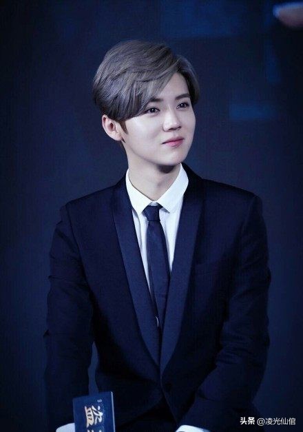 Luhan's most manly young master - iNEWS