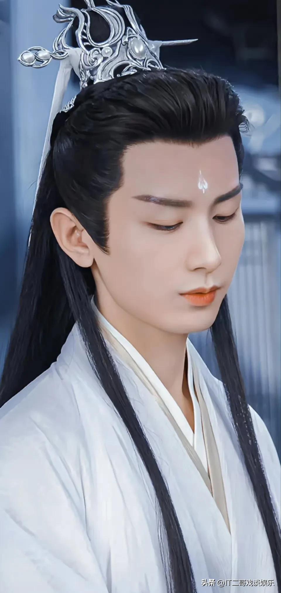 Keep the clouds open and see the moon!Yan Dan, Ying Yuan, Chenxiang ...