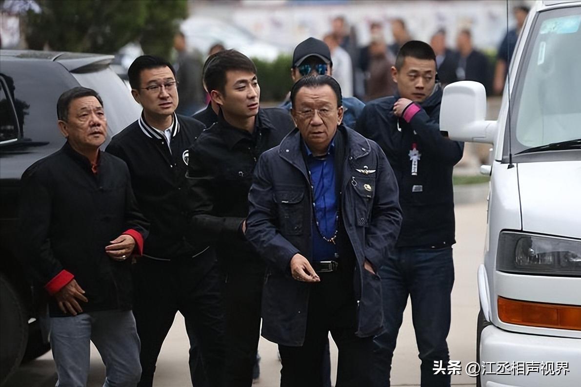 Ma Qi made a lot of live broadcasts, and the only one who supported was ...