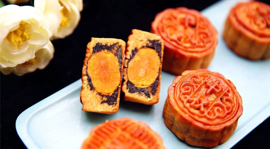 Colorful Mid-Autumn Festival Mooncake Awards - iNEWS