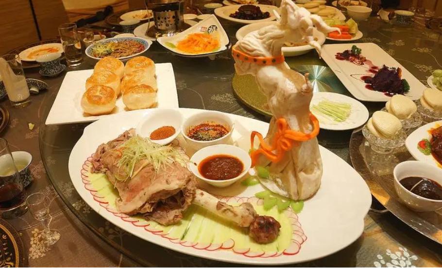 In ancient China, the meal-sharing system was practiced for a long time ...