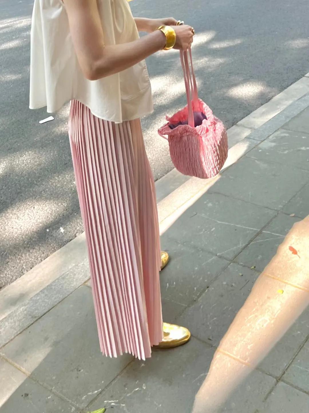 This summer, the way to open wide-leg pants is more than a billion ...