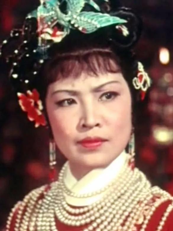 The Yue Opera movie "A Dream of Red Mansions": the light and shadow ...