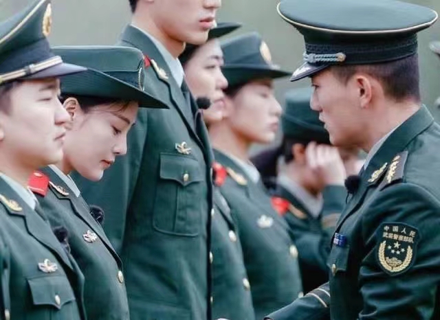 Zhang Xinyu and He Jie rarely show their faces together. After 5 years ...