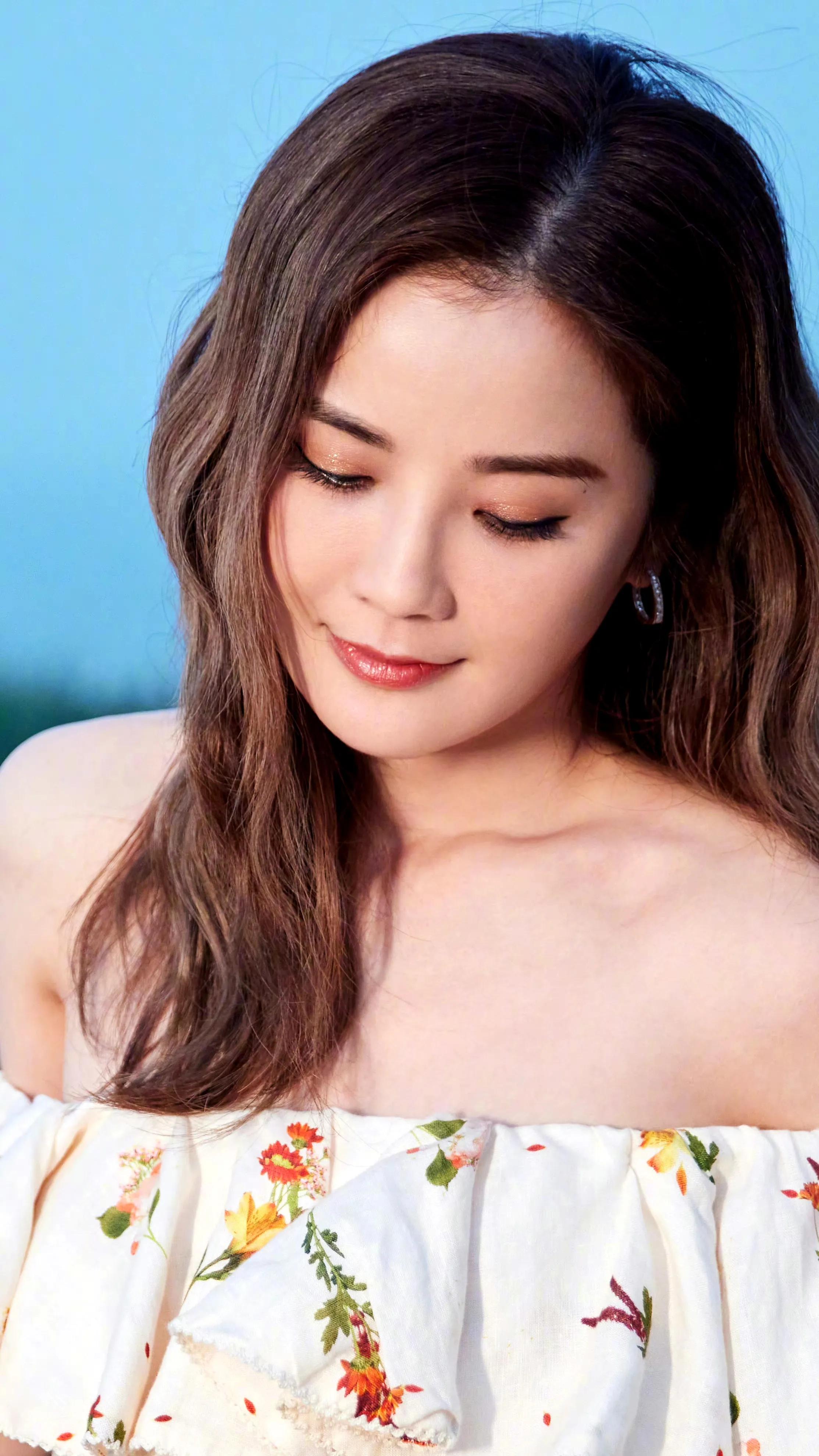 Gillian Chung Choi Charlene 230605 Exquisite Atlas - iMedia