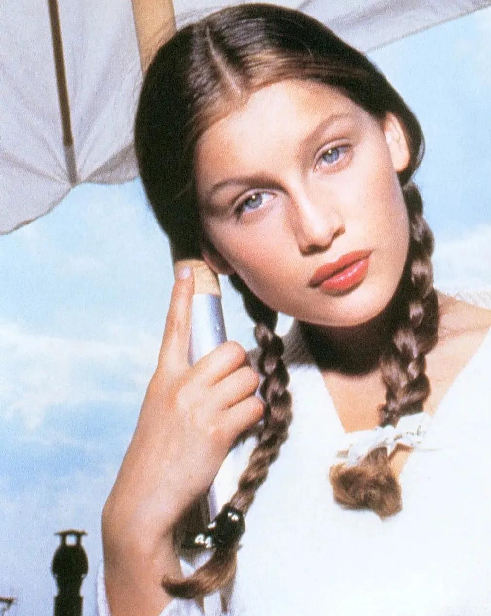 French actress Leticia Casta - iNEWS