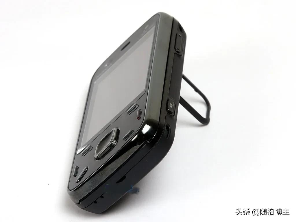 Nokia's Emotions Series, the N86, the Camera King - iNEWS