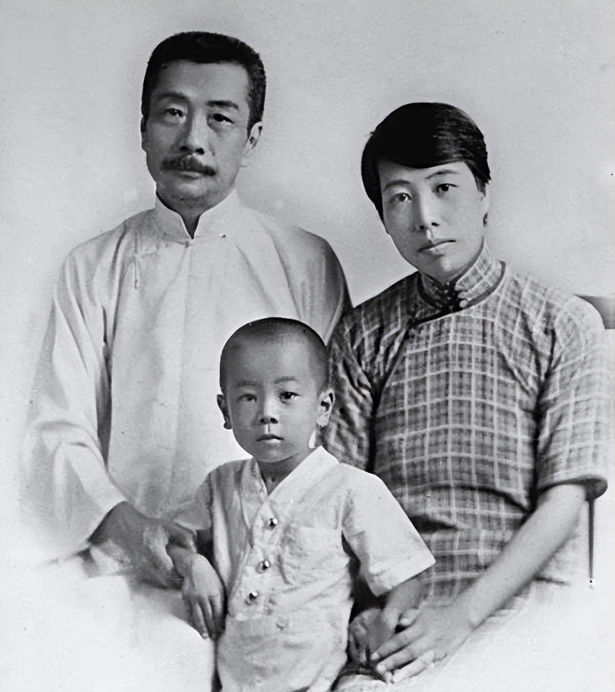 Lu Xun Xu Guangping: In love for ten years, she is the eternal "little ...