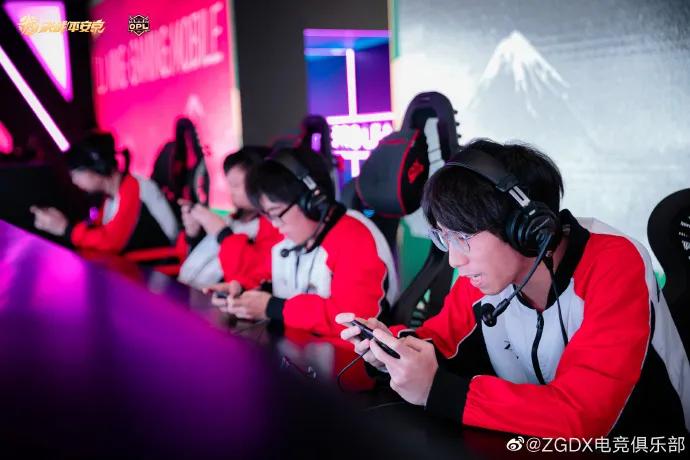LGD officially announces its entry into the OPL: Who will be the embarrassing one when the ...