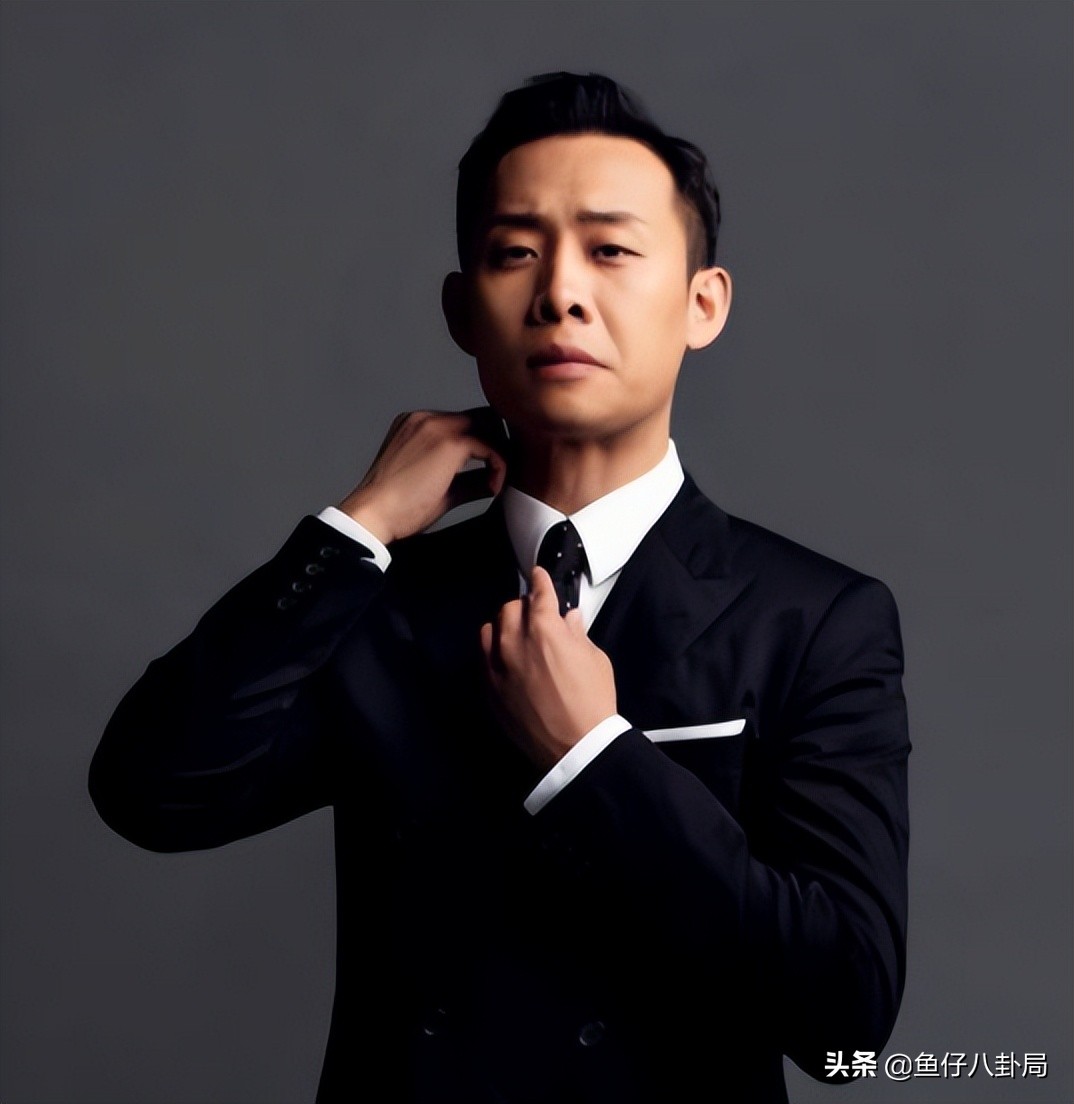 Infatuated actor Zhang Yi: Guarding the first love of a vegetative ...