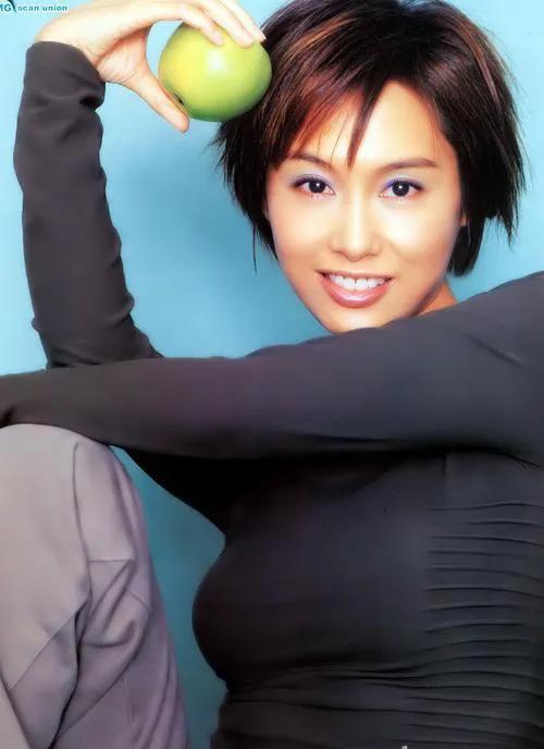 Hong Kong actor Athena Chu - iMedia