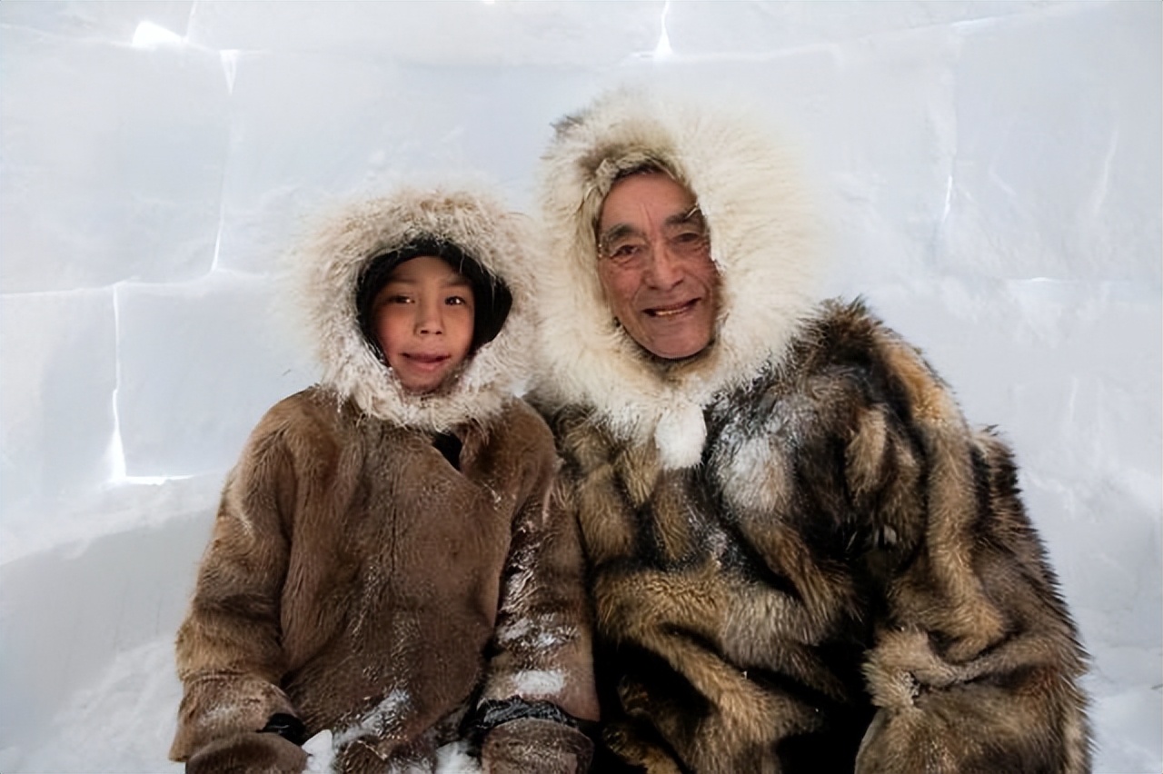 The Eskimo tradition of "polyandry" and "receiving guests with wives" is for survival and ...
