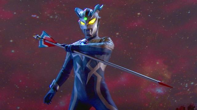 The three generations of "Ultraman Gun King" are in the same frame ...