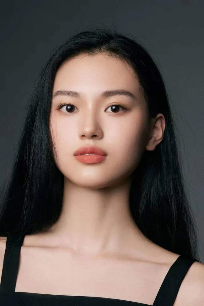 Beautiful pictures of Shen Yujie - iNEWS